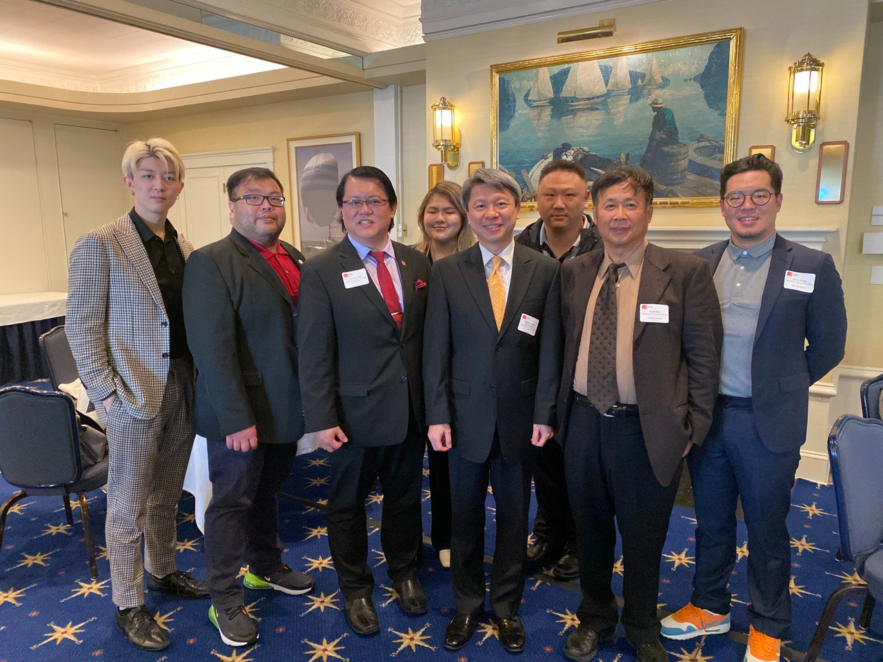 Director General Daniel Chen briefing at the m... - Taipei Economic and ...