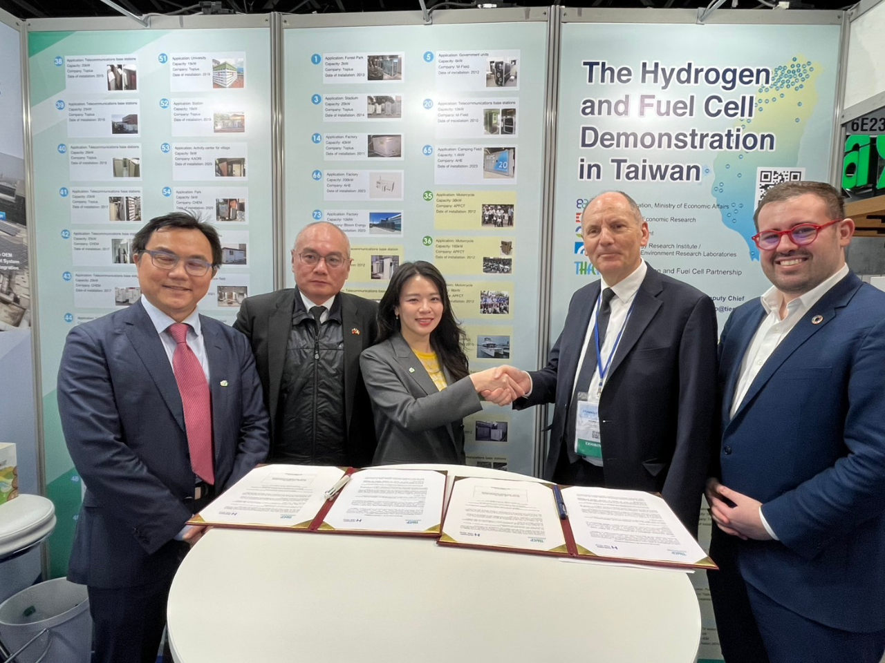 LINE_ALBUM_129 Medef International MoU_250205_2_0