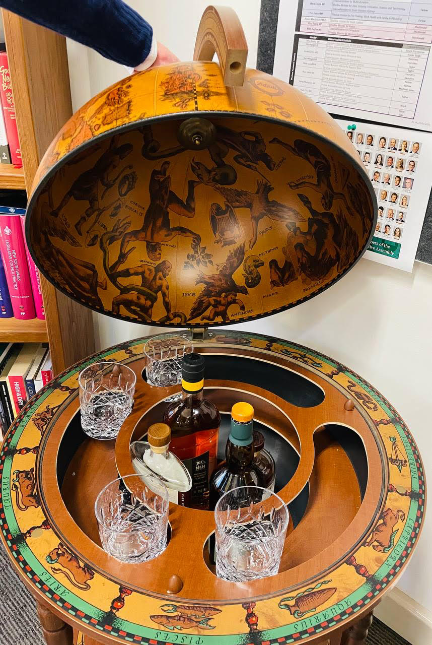 Our public consular service hours are from 9:00-14:00 (new application ...