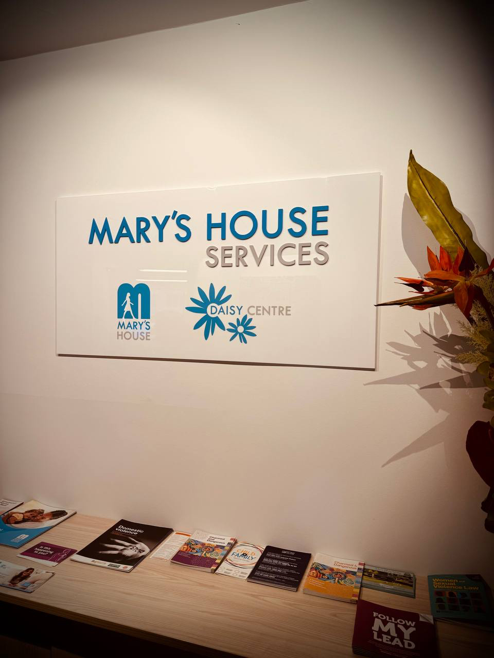 Director General David Cheng-Wei Wu Visited Mary’s House Services and ...