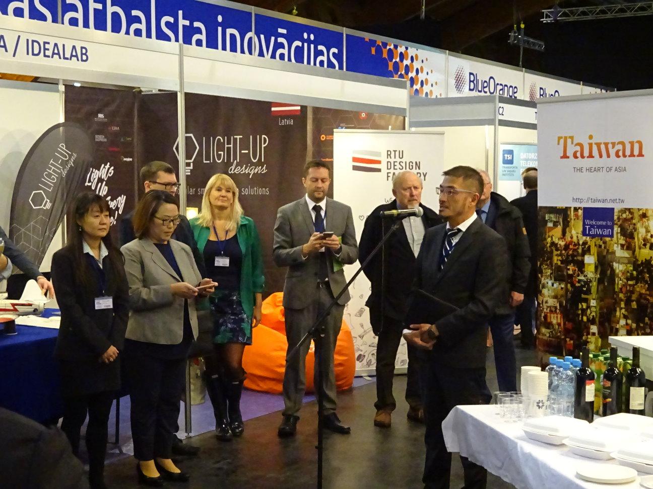 Welcome remarks by Herbert Hsu, Deputy Director of Division of Taipei ...