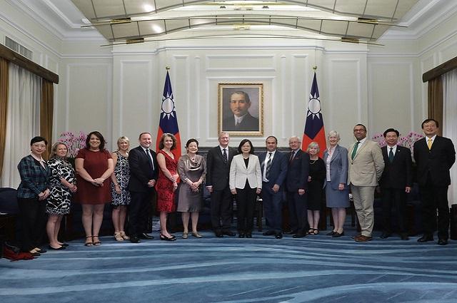 British parliamentary delegation visits Taiwan - Taipei Representative ...