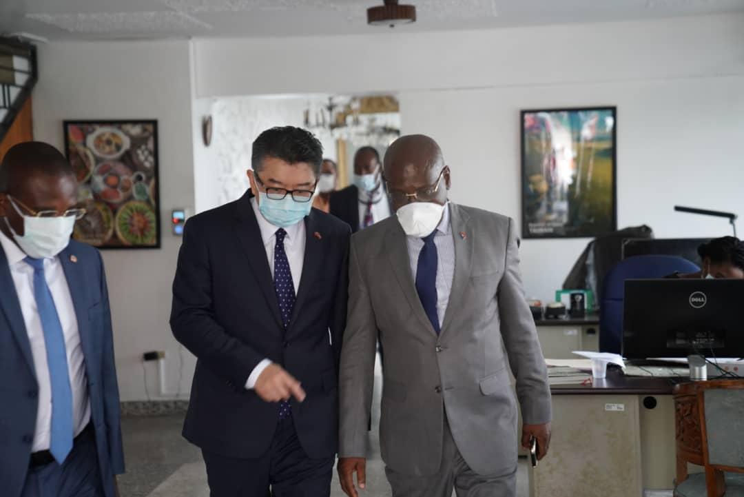 Visite du Premier Ministre Joseph Jouthe le 5 ... - Ambassade de la ...