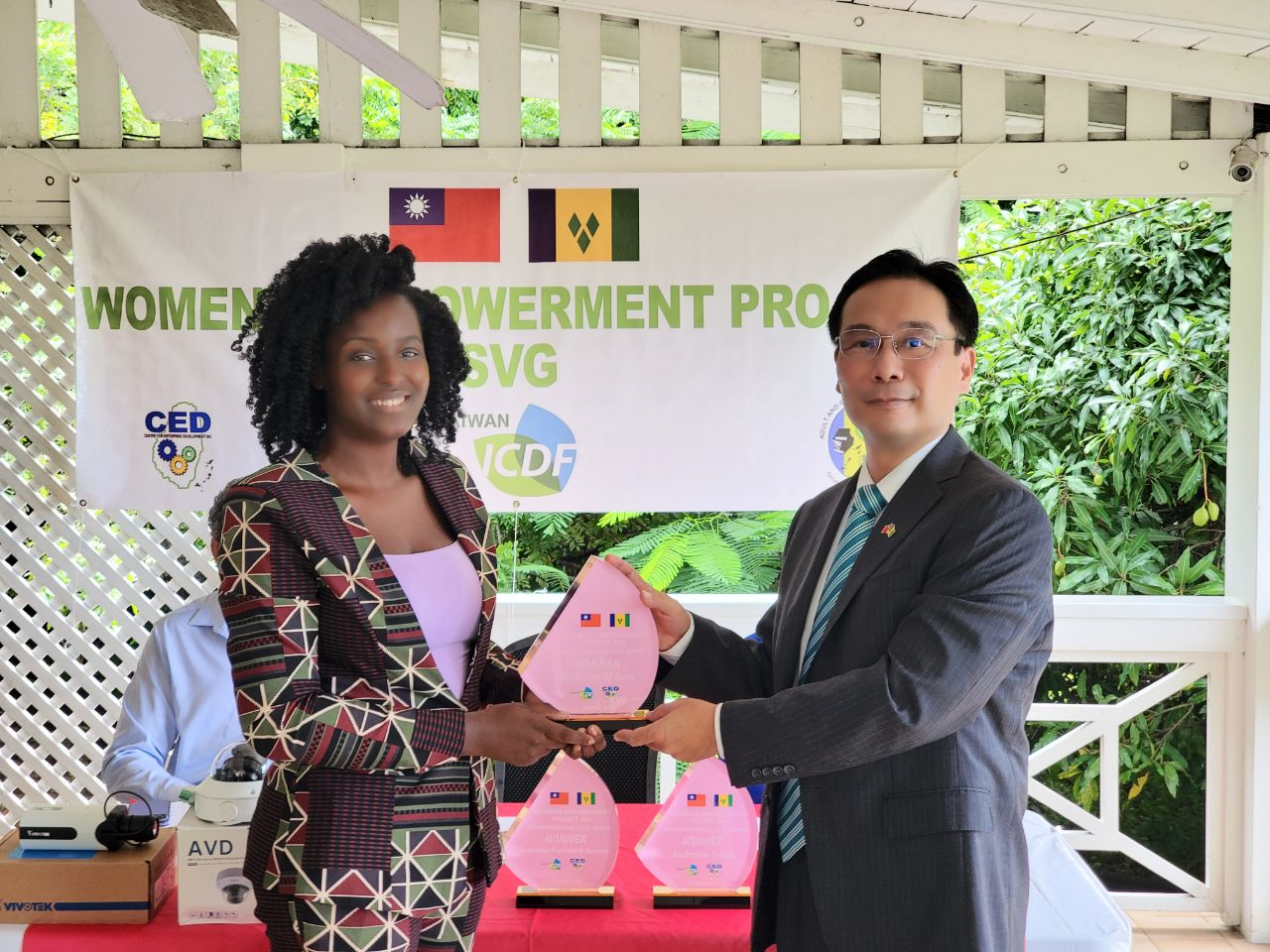 Amb. Peter Sha-Li Lan, Hon. Camillo Gonsalves and Hon. Keisal Peters ...