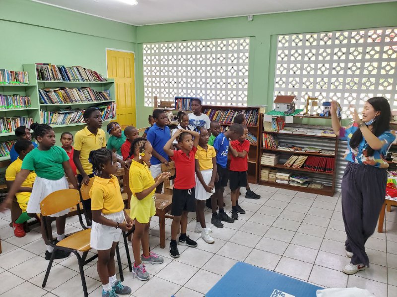 Amb. Peter Sha-Li Lan and Hon. Orando Brewster... - Embassy of the ...