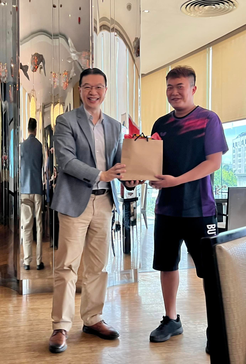 Representative Andy Liu and Mrs. Liu attend the annual Dragon Boat ...