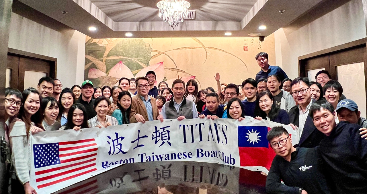 Director-General Jonathan Sun Invites Members ... - Taipei Economic and ...
