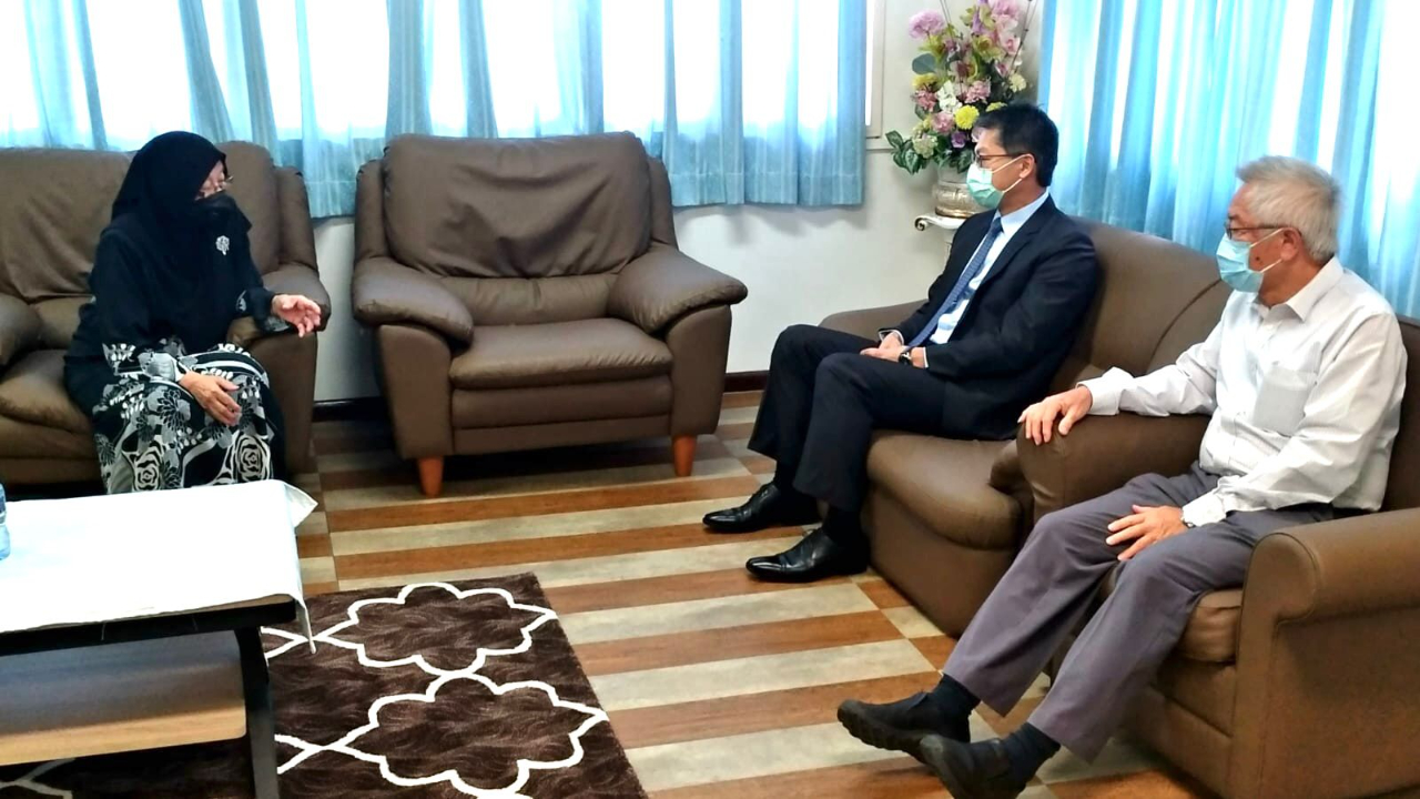 A photocopier donated to Pusat Ehsan to enhanc... - Taipei Economic and ...