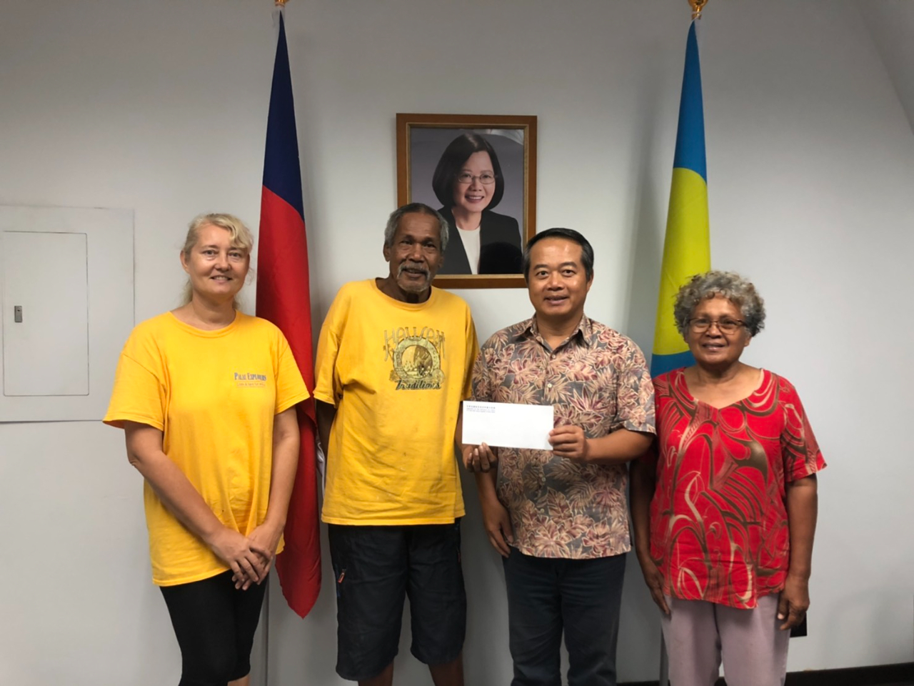 Ambassador-Jessica-C.-Lee-presented-the-Letter-of-Credence-to-His ...