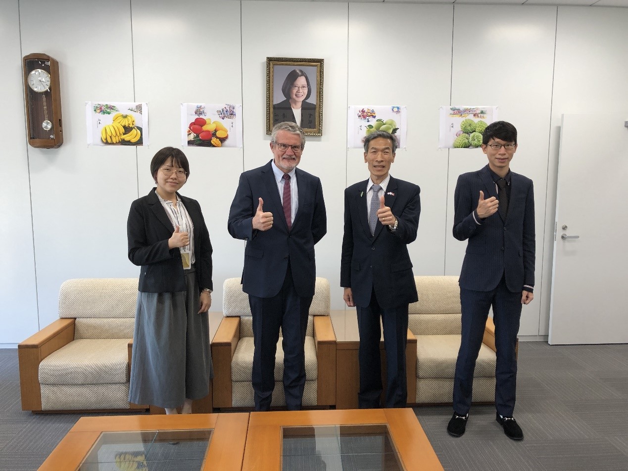 德國駐大阪總領事Martin Eberts來處拜會 - 台北駐大阪經濟文化辦事處 Taipei Economic and Cultural ...