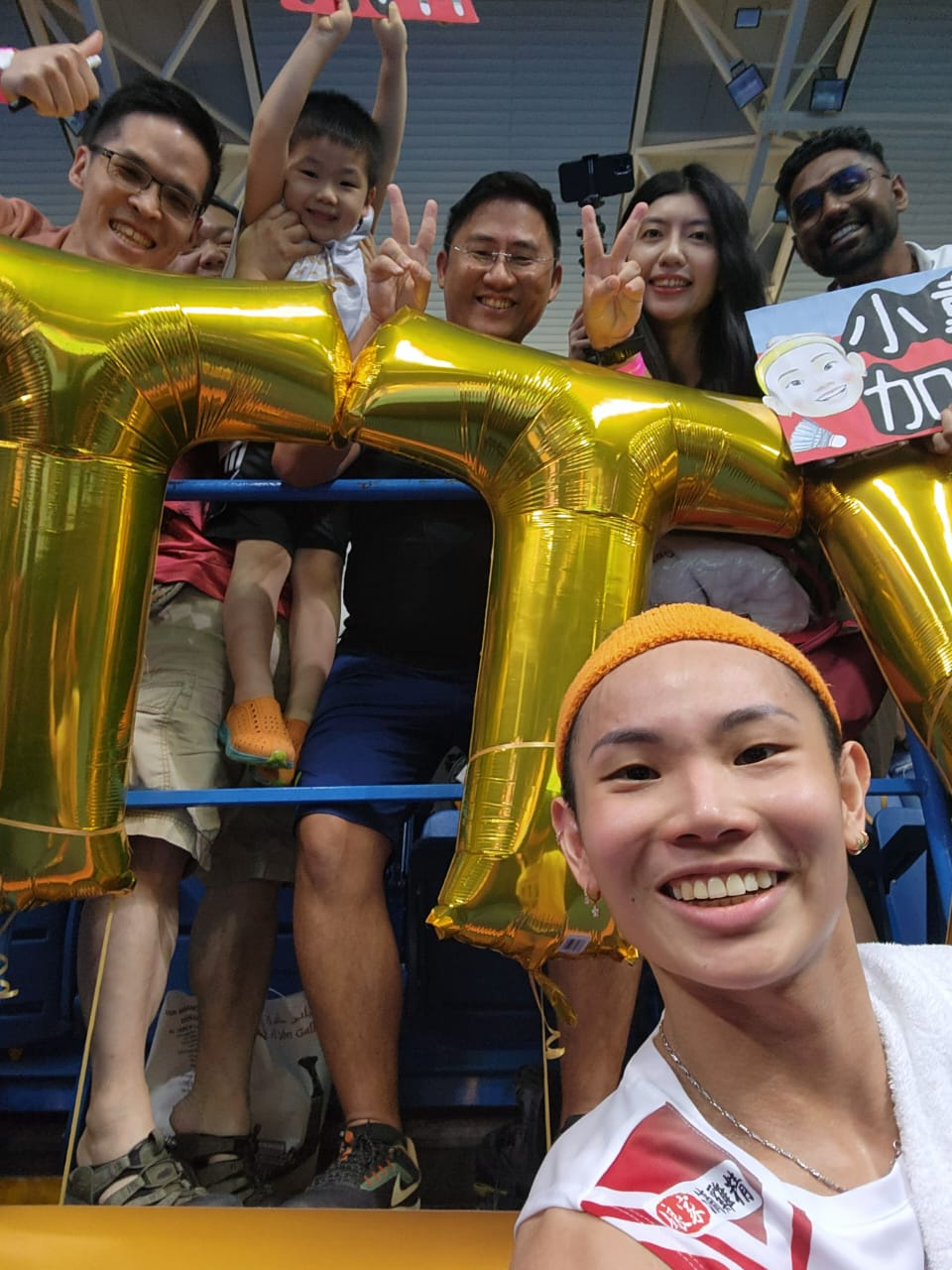 Ms. TAI Tzu Ying , an outstanding badminton athlete, takes photos with ...